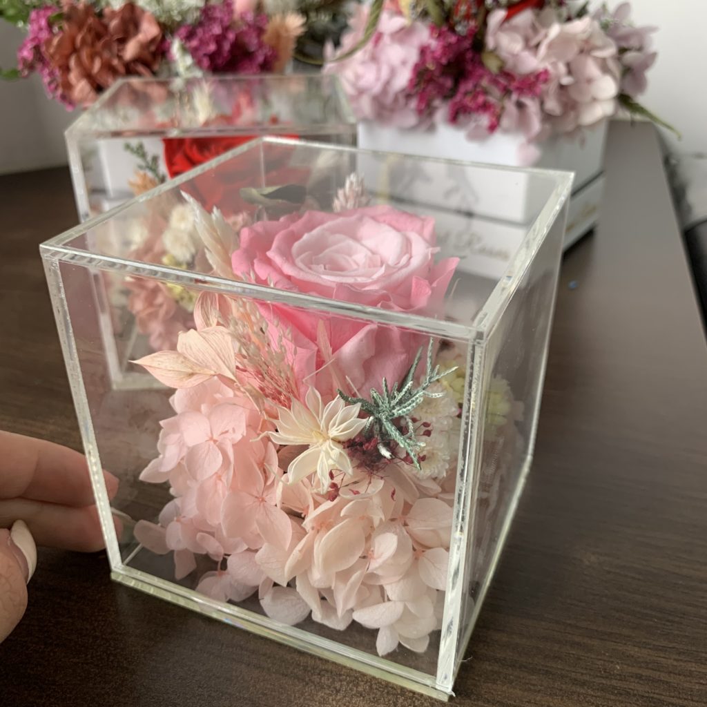 Preserved Flowers Acrylic Display